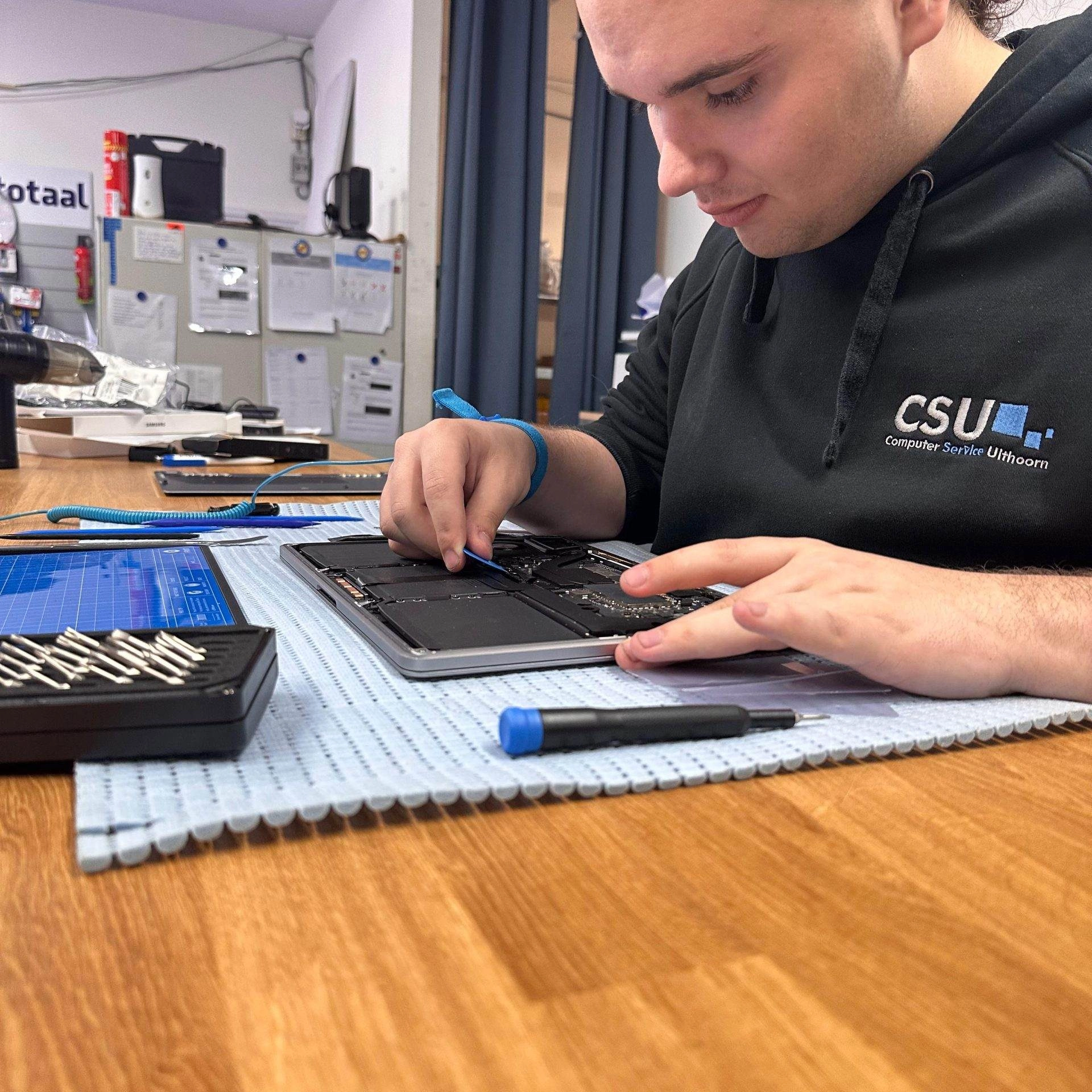 Laptop Reparatie – Snel En Betrouwbaar | CSU Uithoorn